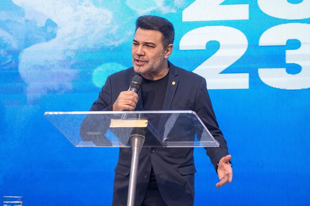 Pastor Marco Feliciano Se Retrata Após Polêmica Sobre a Bíblia: "Falei ...
