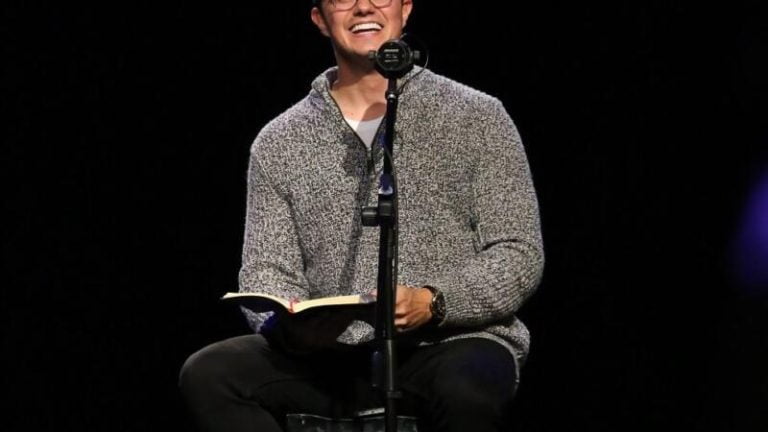 Deive Leonardo Faz História com Lançamento de Pregação na Netflix - NT ...